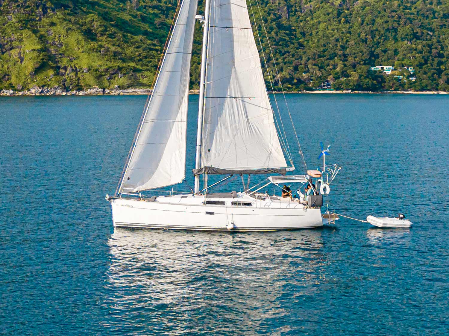 43ft Hanse sail boat in Phuket | Rent directly from Owner