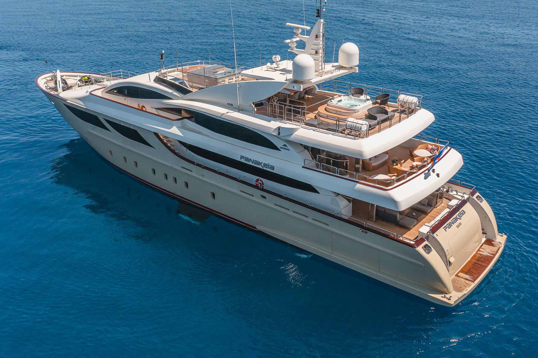 150ft Astondoa Yacht in Phuket | Panakeia Yacht Phuket